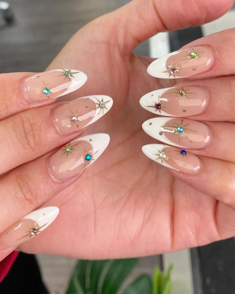 Fresh And Fabulous Almond Nail Designs – Perfect Nail Spot