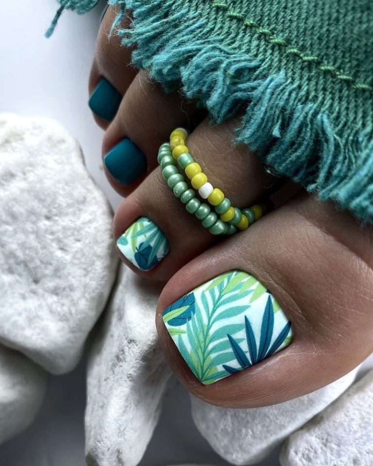 Glamorous Toe Nail Art Ideas for a Jaw Dropping Look – Perfect Nail Spot